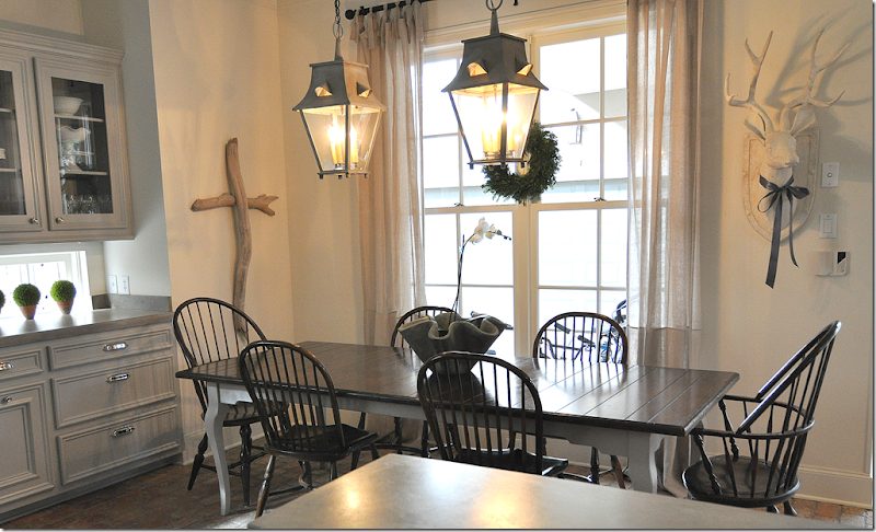 COTE DE TEXAS: Sally Wheat Decorates: The Brick House